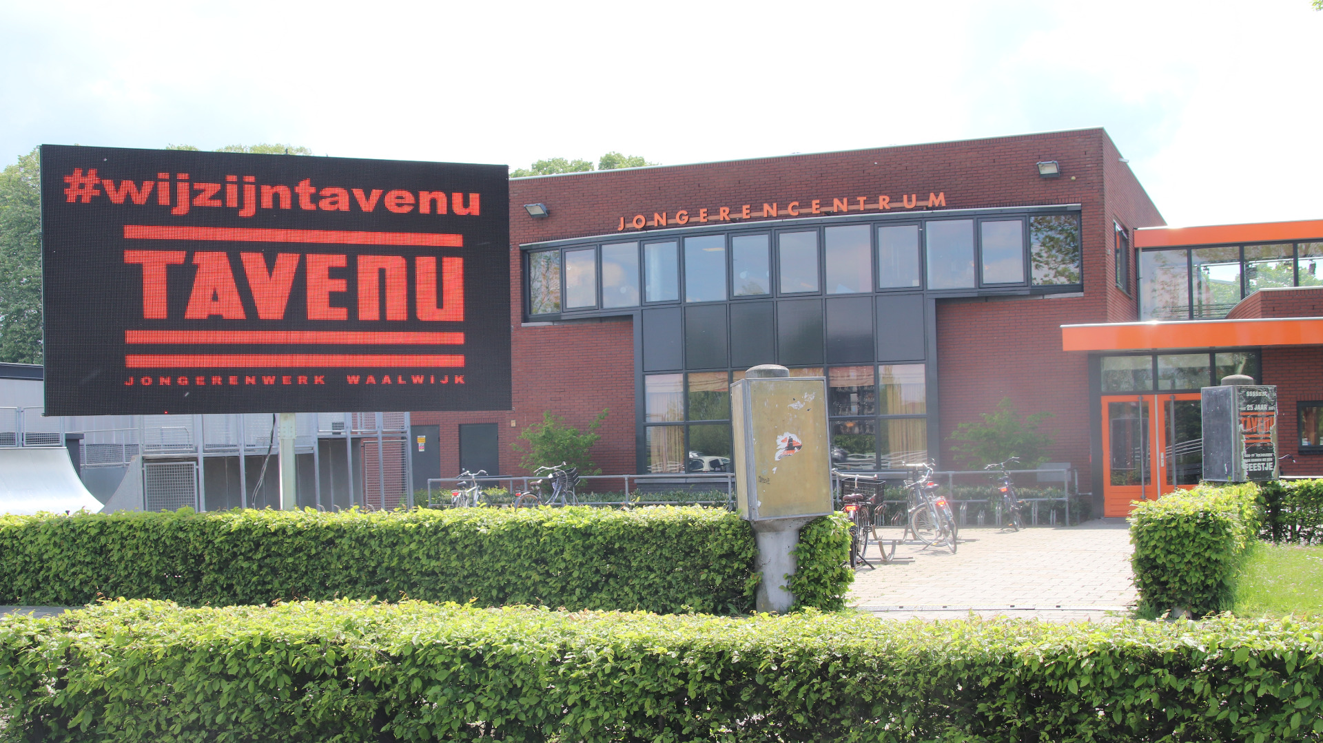 Tavenu en gemeente Waalwijk weer om tafel